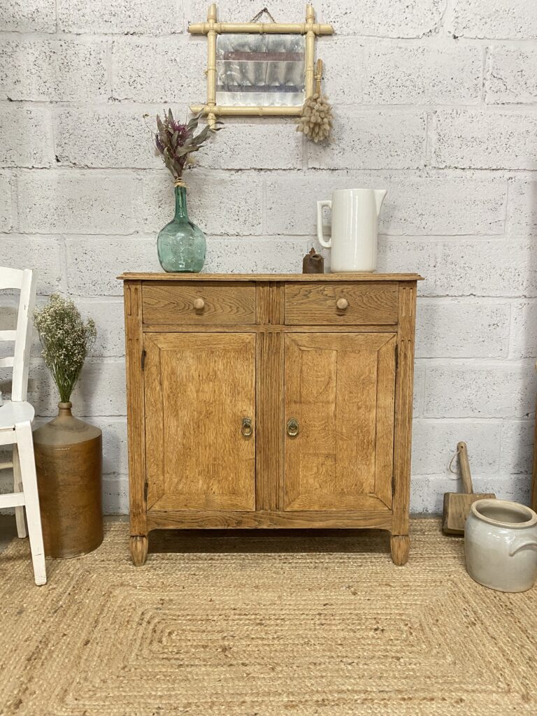 Buffet pieds arrondis - La Remeublerie